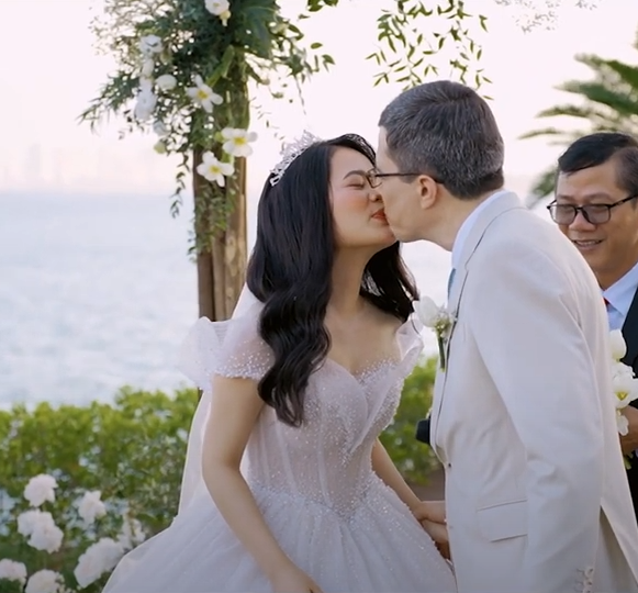 Lê Hàn Tuệ Lâm là con ai? Tiểu sử, đời tư nữ doanh nhân xinh đẹp